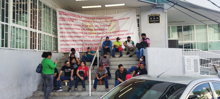 La Jornada - Maestros de la Ceteg toman el Palacio de Justicia de Caleta La Jornada - Maestros de la Ceteg toman el Palacio de Justicia de Caleta