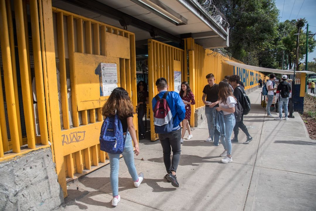La Jornada - Egreso en tres años se mantiene alto en 'prepas' y CCH de la UNAM