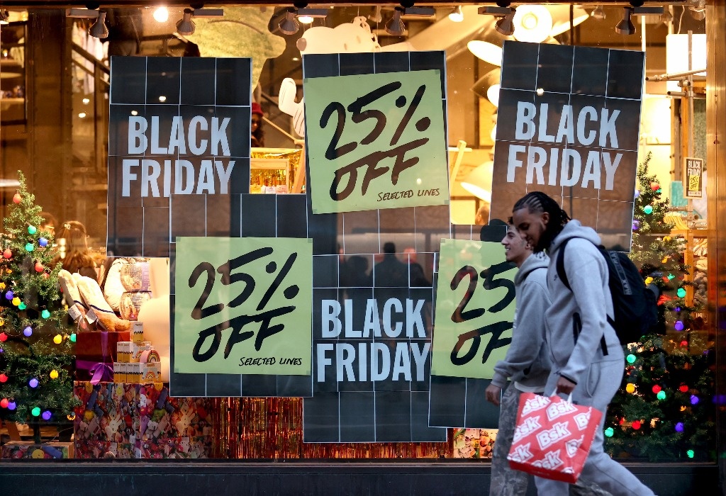 La Jornada - Récord de 10 mil 800 mdd gastados en línea en EU durante Black Friday