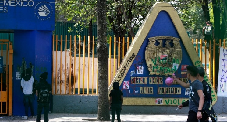 La Jornada - Recupera UNAM instalaciones del CCH Azcapotzalco La Jornada - Recupera UNAM instalaciones del CCH Azcapotzalco