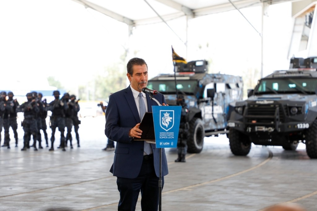 La Jornada - Sin certificar, altos mandos policiales en Guanajuato