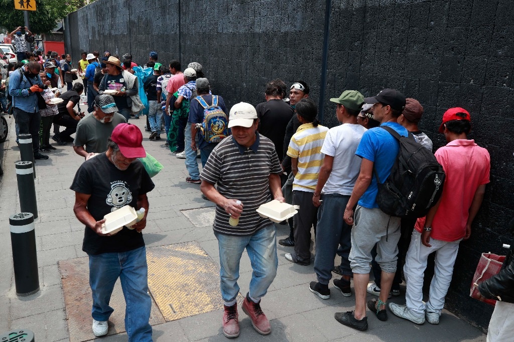 La Jornada Por Pandemia Mexicanos En Pobreza Extrema Pasan De 22 A