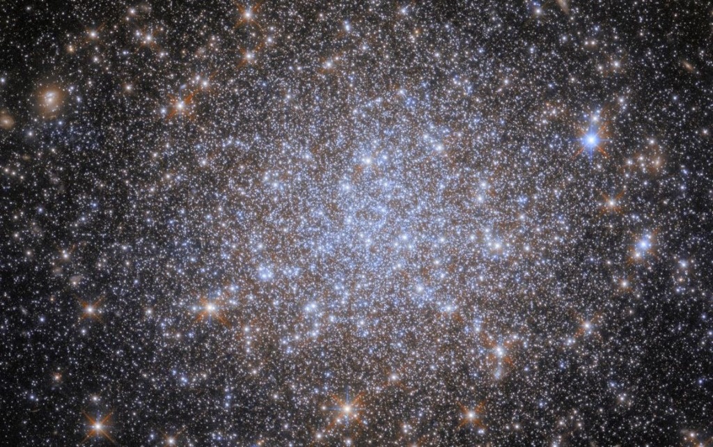 La Jornada - Telescopio Hubble descubre un fósil celeste