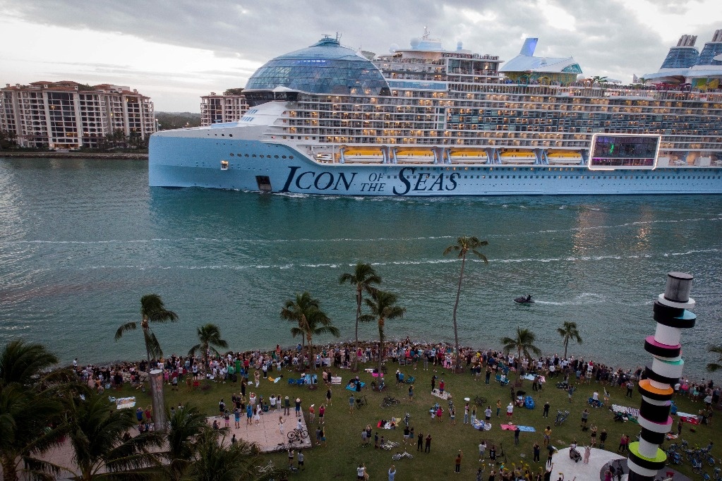 La Jornada - Zarpa el “Icon of the Seas”, el crucero más grande del mundo